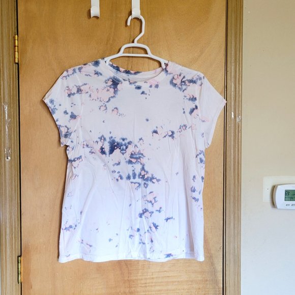 Universal Thread | Tops | Universal Thread Tshirt Xxl Short Sleeve Tye ...